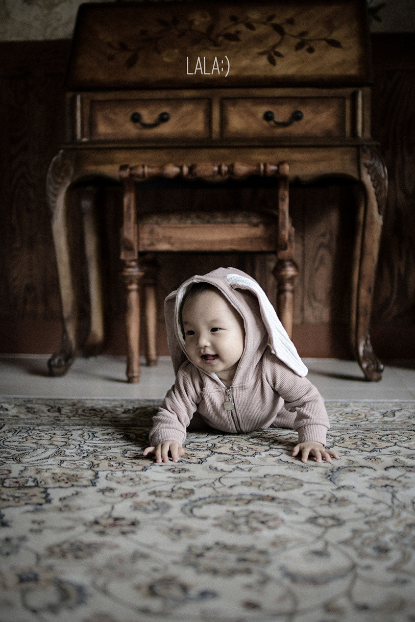LALA Rabbit Suit - moonbear.us